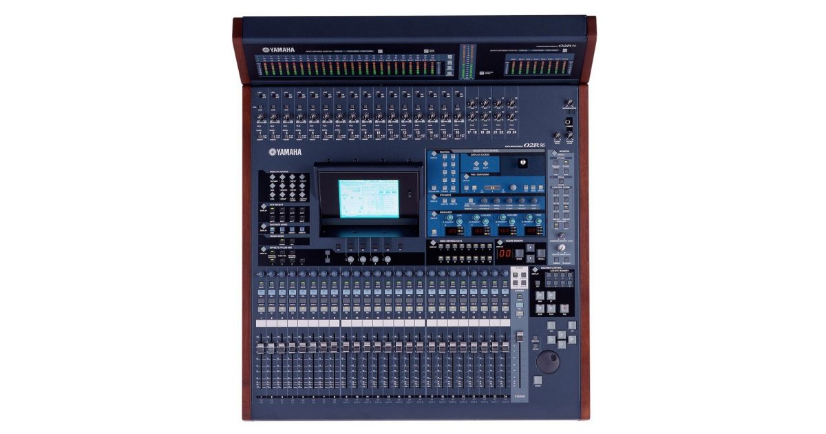 Цифровой микшерный пульт Yamaha DM-2000VCM • лучшая цена • купить в ...